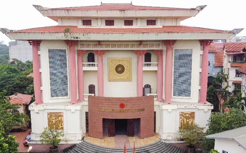 Tìm hiểu chi tiết về bảo tàng Văn học Việt Nam