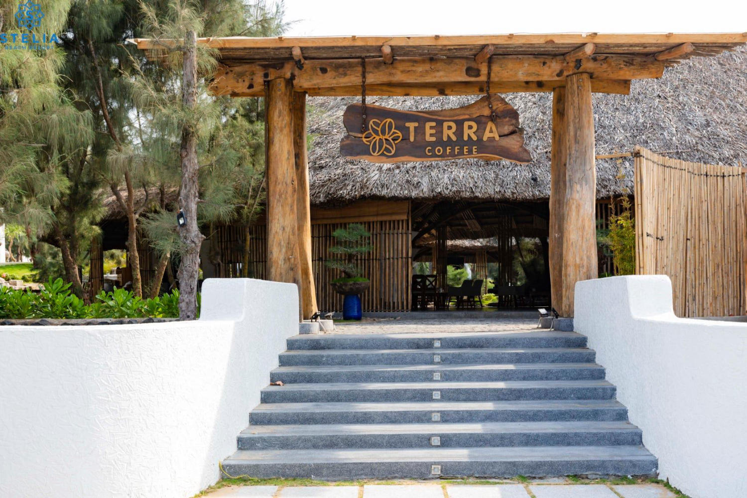 Gozo Brew House & Terra Coffee - Stelia Beach Resort Phu Yen - Nhà hàng ...